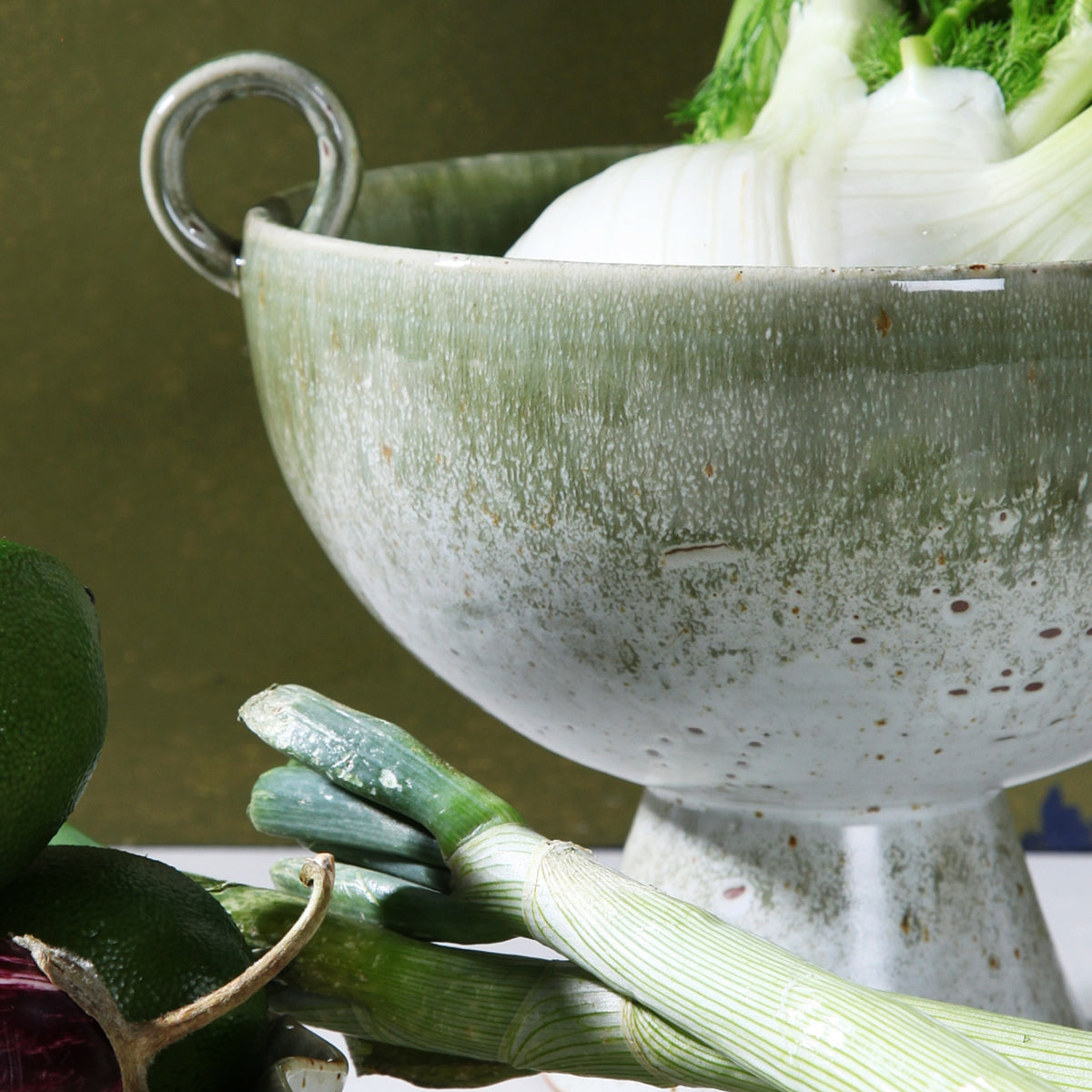 Elena Ceramic Pedestal Bowl in Olive – HAUSETTE®
